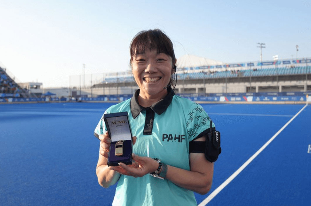 Hockey Referee Communication System Guide: EJEAS FBIM - EJEAS Intercom ...